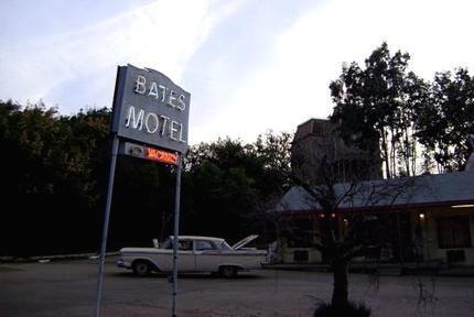 Bates Motel Poster 27inx40in The — The Poster DepotColor Print